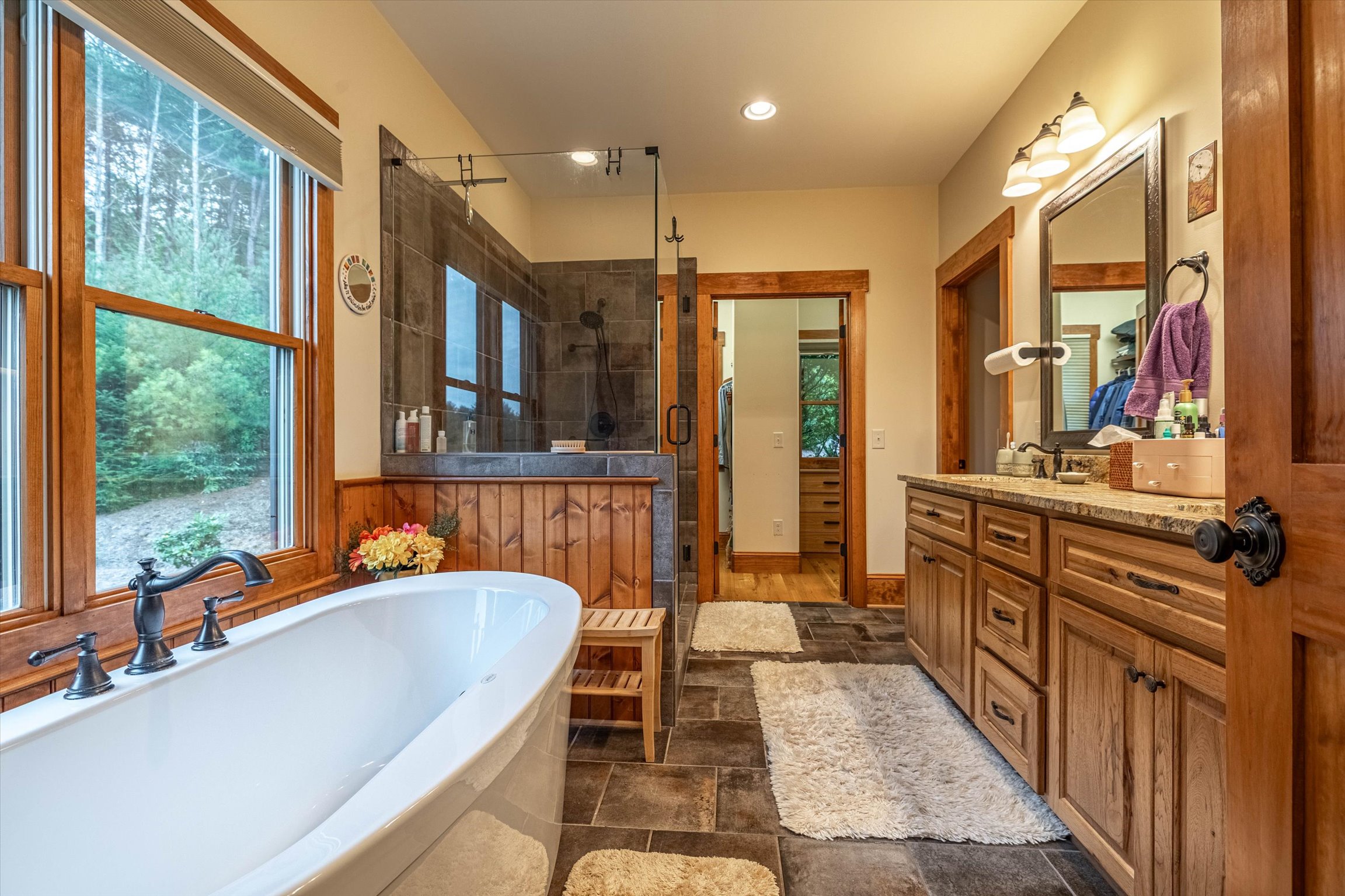 Featured Listing: 5378 Oak Crest Lane - Mountainside Realty